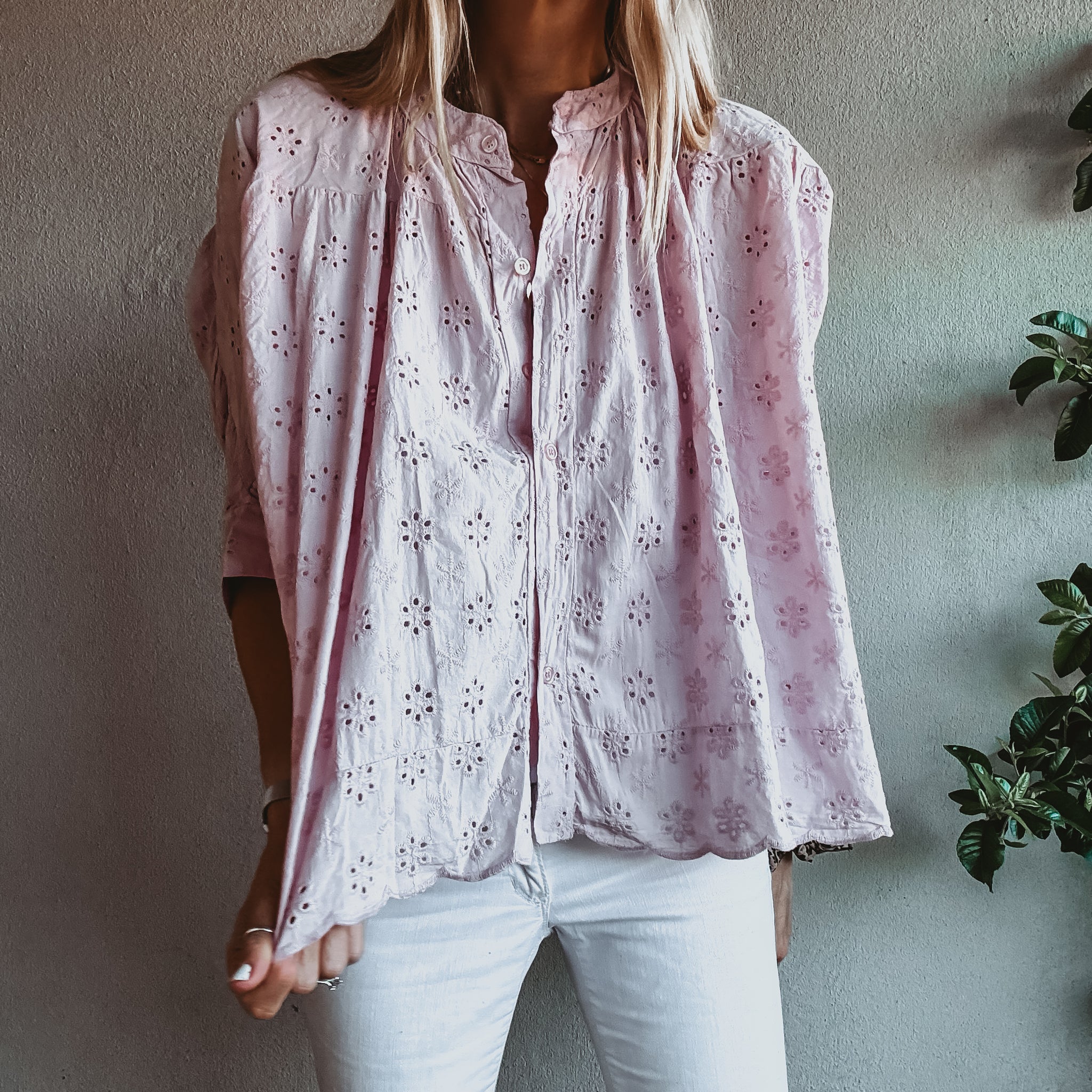 Dusty pink Pompano Broderie floaty Blouse *NEW* – Lucy Dodwell
